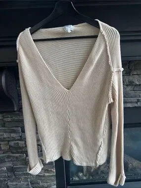 Princess Polly | Sweaters | Princess Polly Beige Vneck Knit Sweater ...